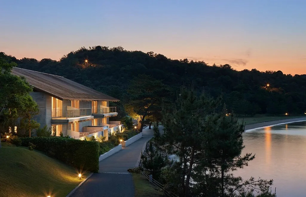 The World’s 25 Best Hotels for Art Lovers – SGFARA – Singapore Fine Arts Research Association